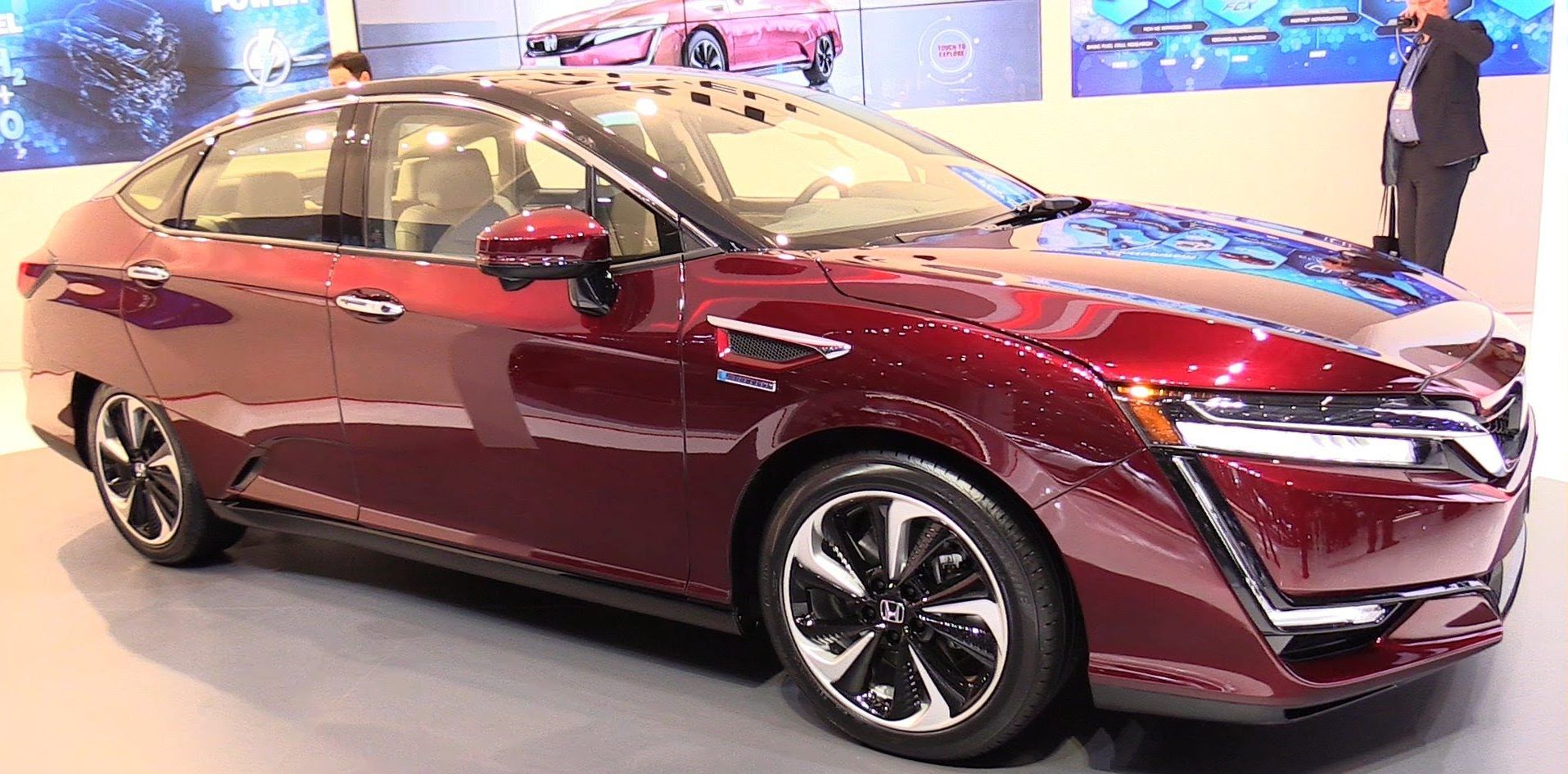 Top 20 High-Tech Cars