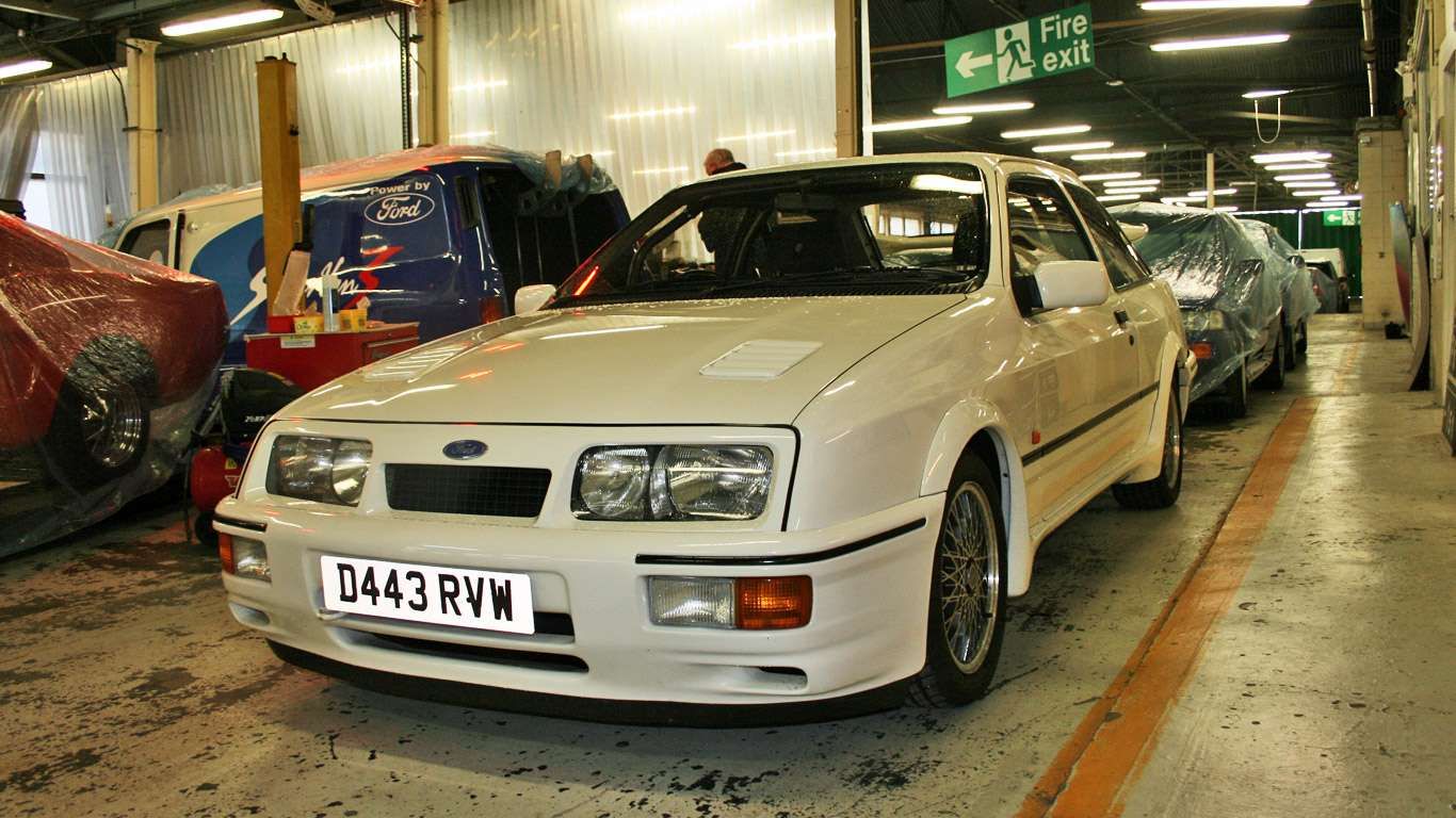 Blue Collar Supercar Slayer: 10 Facts About The Ford Sierra Cosworth