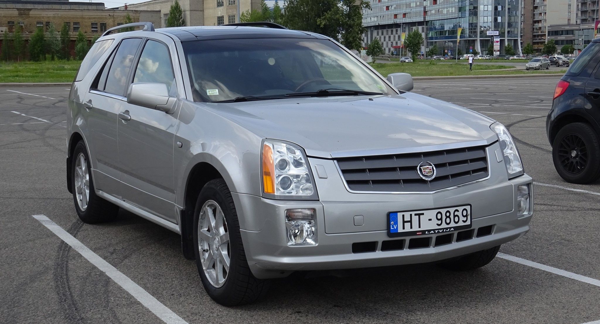 20 SUVs Of The 2000s Their Automakers Want Us To Forget
