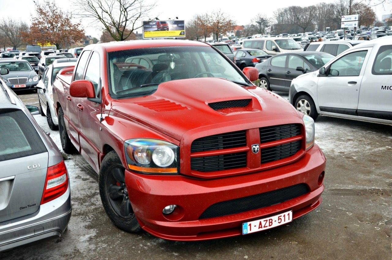 19 Pickups And Trucks From The 2000s That Are Really "Out There"
