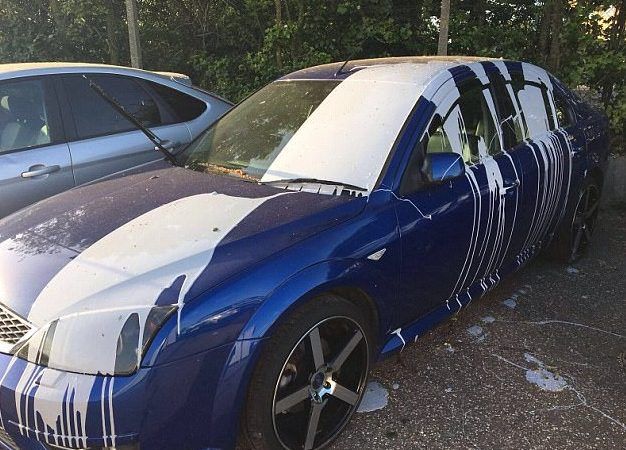 20 Pictures Of Cars That Were Vandalized With Paint