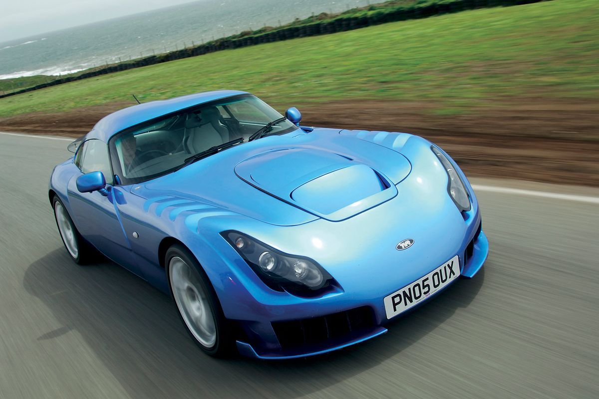 24 Foreign Cars And Trucks Every American Wants To Buy, But Can't