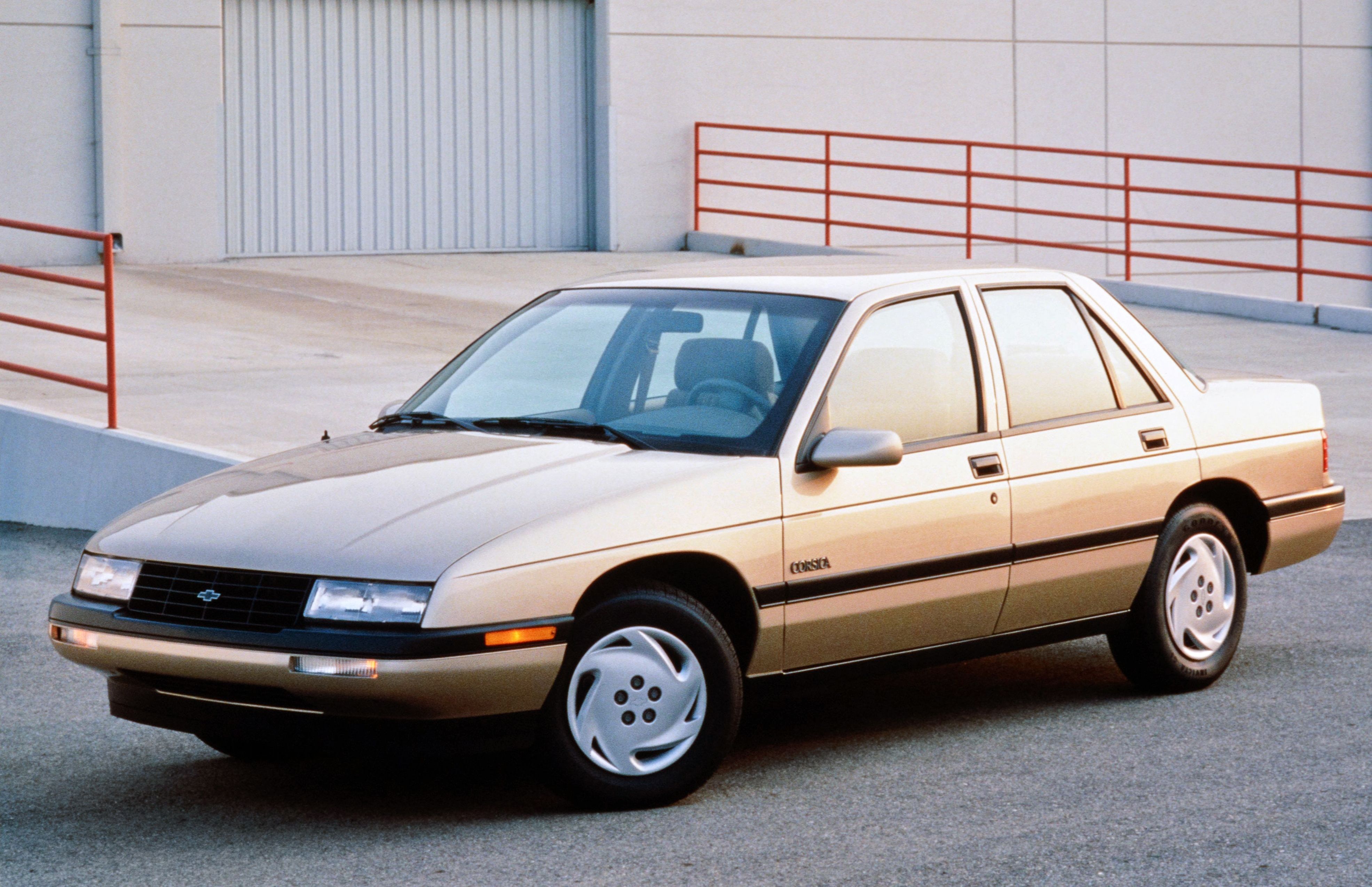 10 Best-Selling Cars From The 90s That Didn't Age Well At All