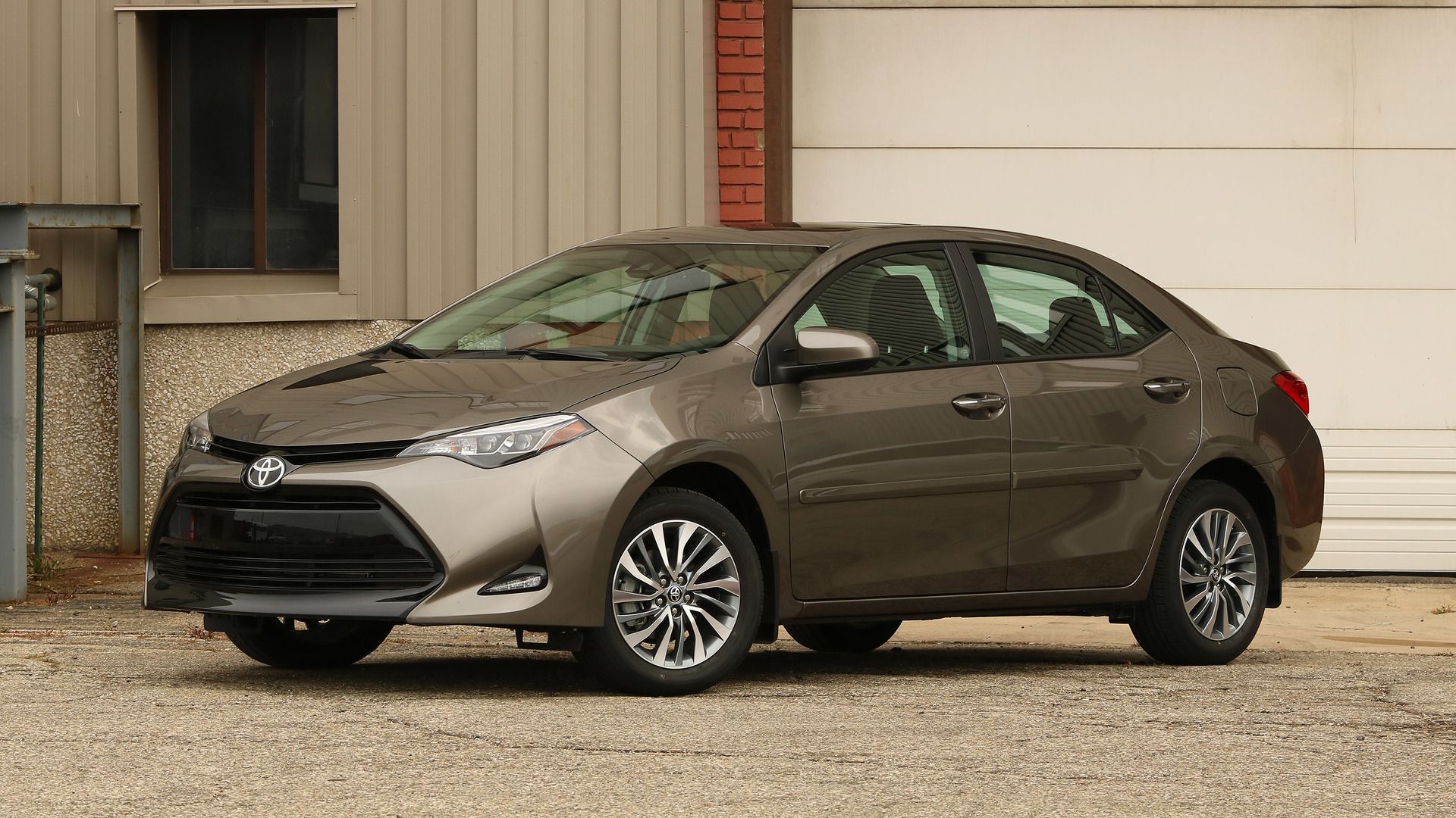 10 Times Toyota Built Unreliable Cars (10 Built Like Tanks)