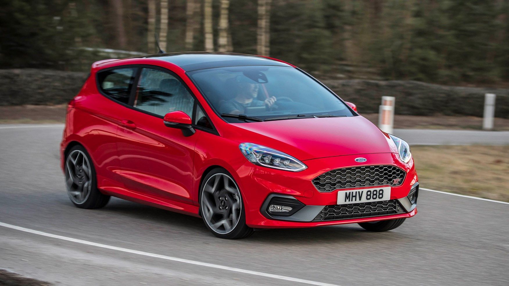 20 Sleeper Cars That Can Let People Low Key Speed