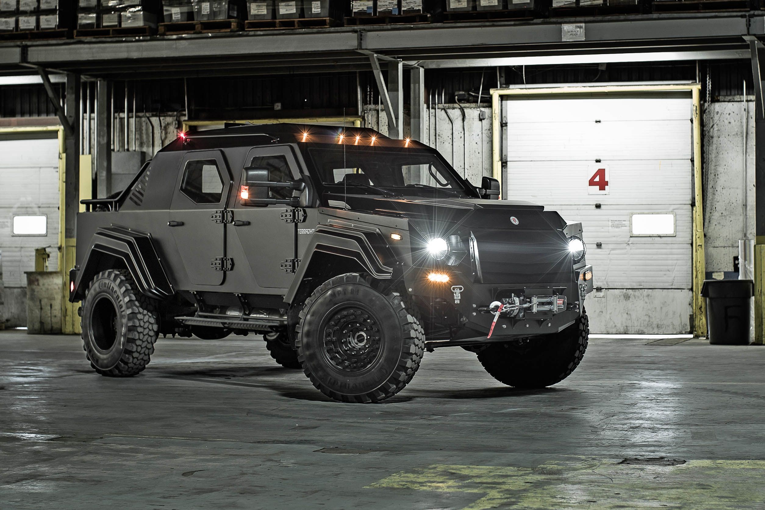 17 Pics Of Bulletproof Off-Roaders Tougher Than A Hummer