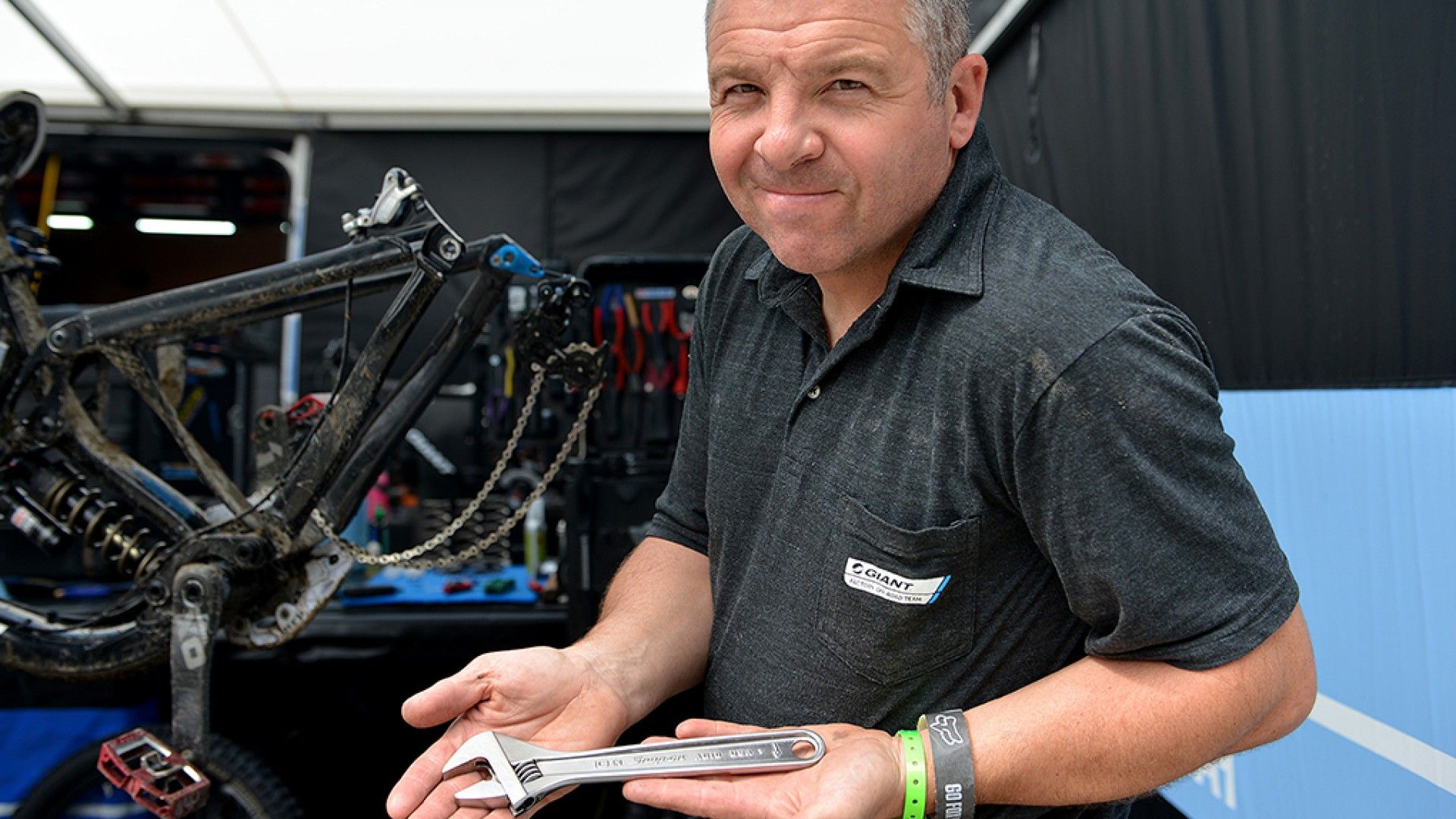 20 Tricks Mechanics Use To Rip Off Customers