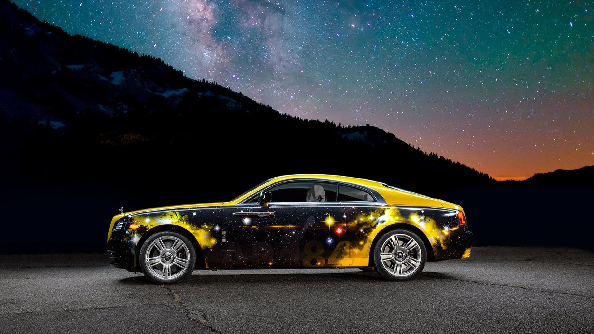 20 NFL Fans Who Went Too Far With Their Car Wraps