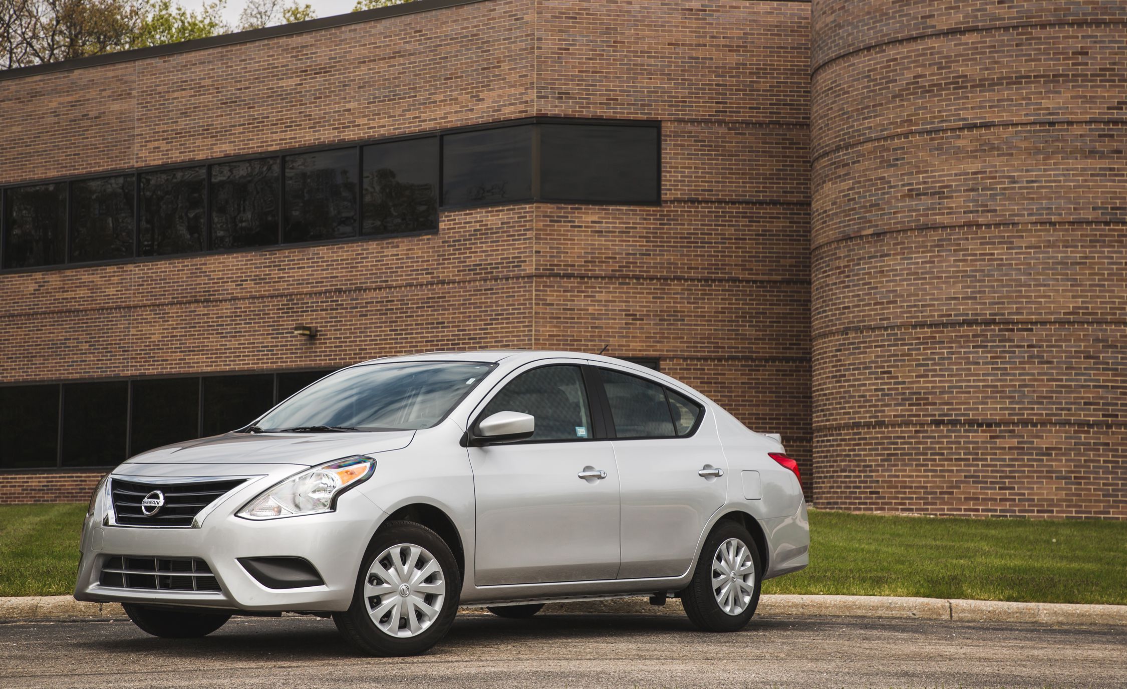 13 Super Cheap Cars That Are Worth Every Penny (And 7 That Are Built To ...