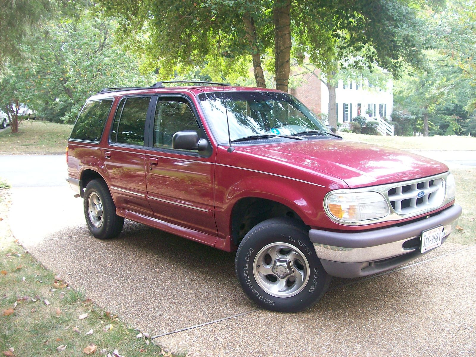10 Glaring Issues '90s SUVs Have That No One Should Ignore