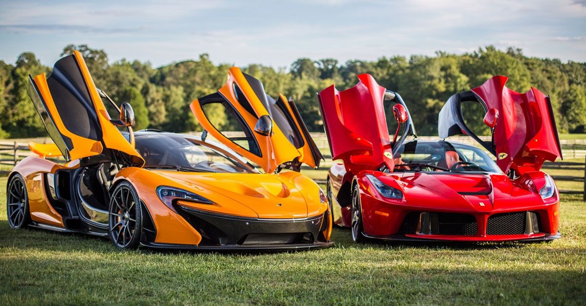 10 Supercars That Lack Basic Features (And 10 That Aren't Missing Anything)