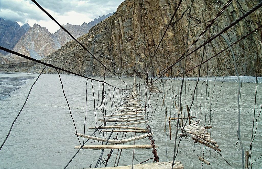 22 Mysterious Photos Of Forgotten Bridges Around The World