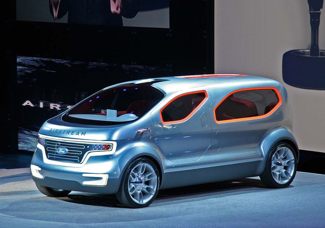 Here Are Some Of The Weirdest American Concept Cars Of The 2000s