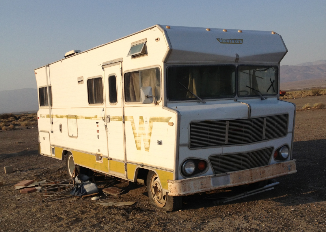 17 Mysterious Photos Of RVs Left To Rust