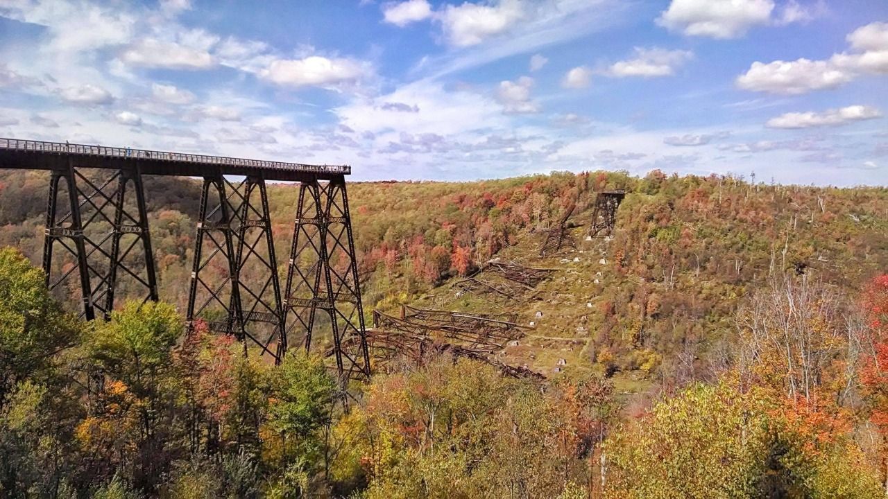 22 Mysterious Photos Of Forgotten Bridges Around The World
