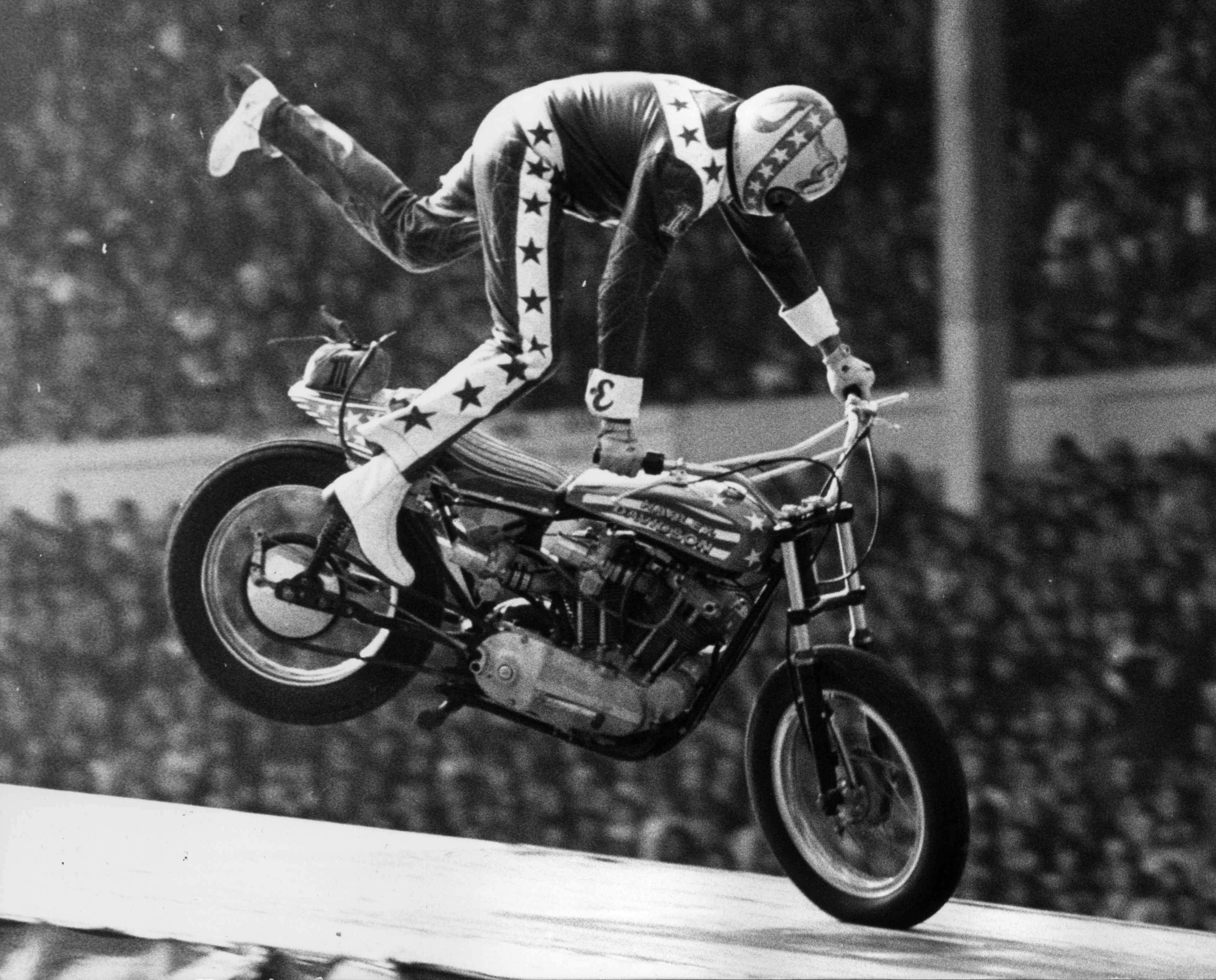 20 Facts Every Motorcycle Rider Should Know About Evel Knievel