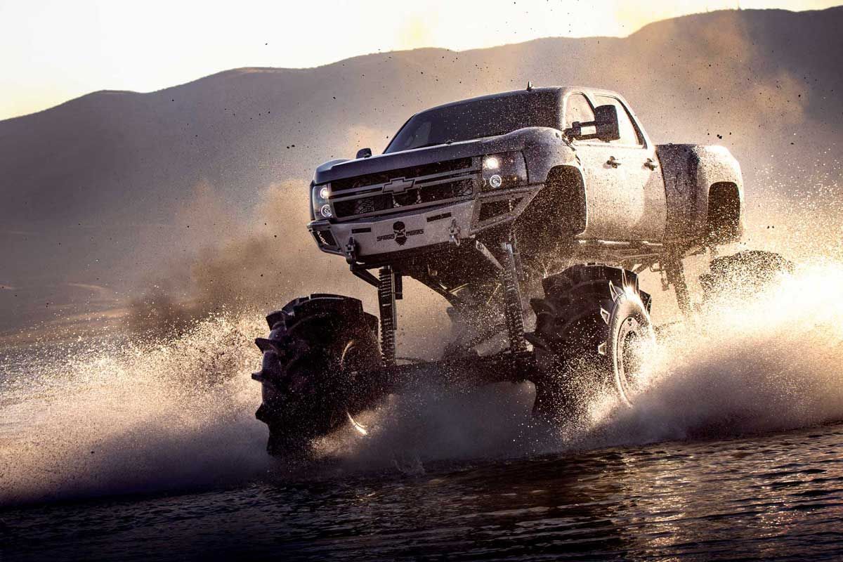 20 Lifted Trucks We Might Struggle To Get Inside (Because They're ...