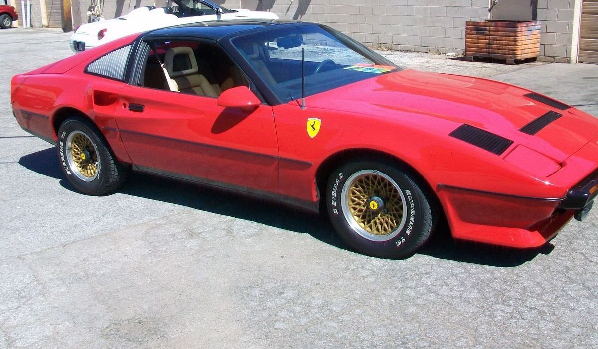 19 Photos Of Modified Cars That Are Surprisingly Fake