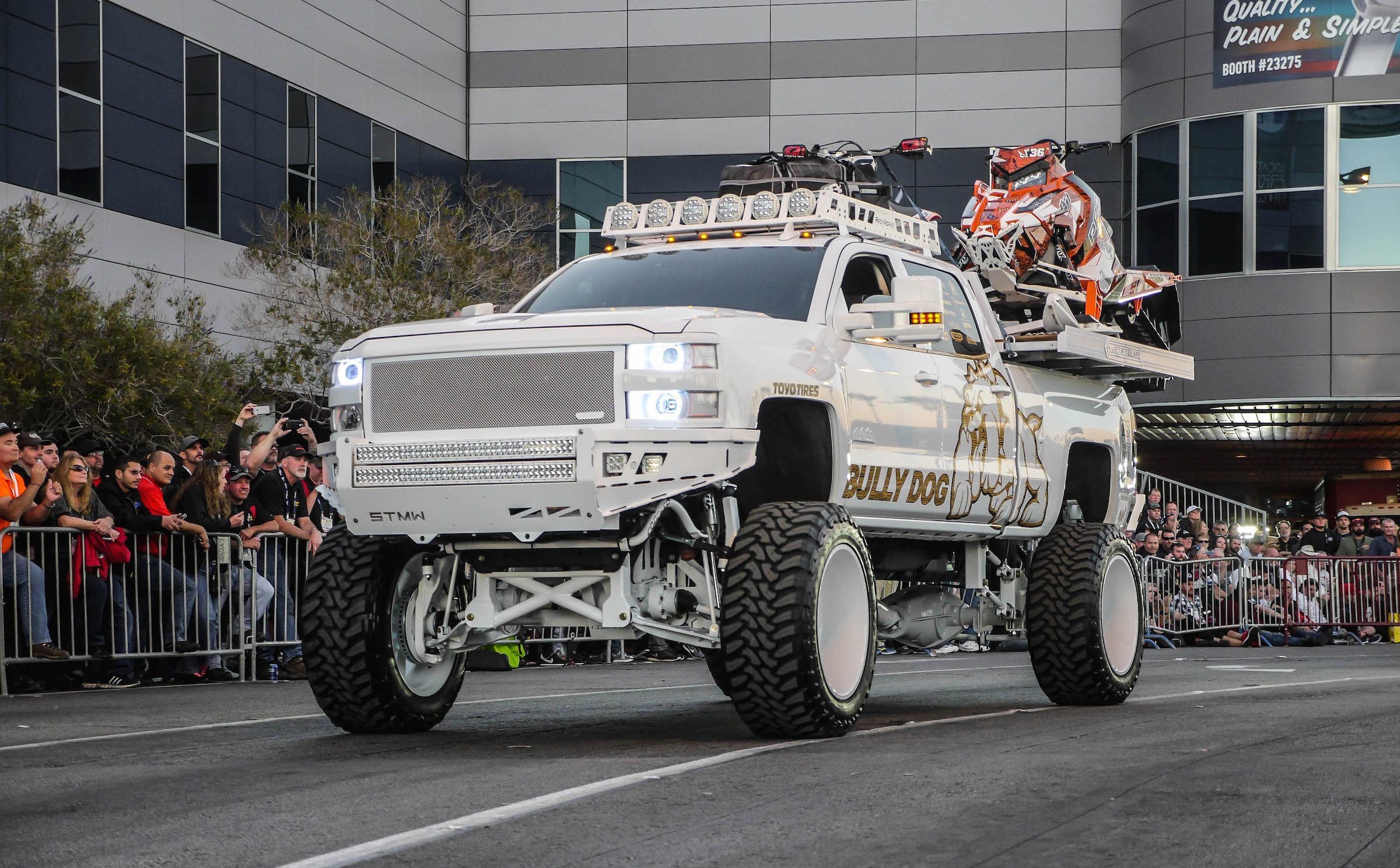 20 Lifted Trucks We Might Struggle To Get Inside (Because They're ...