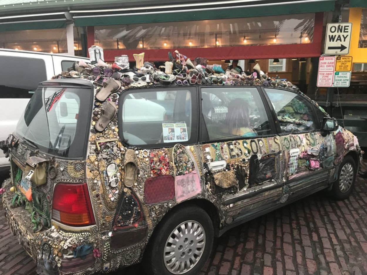 8 Van Paint Jobs That Make Our Eyes Hurt (And 9 Worthy Of Picasso)