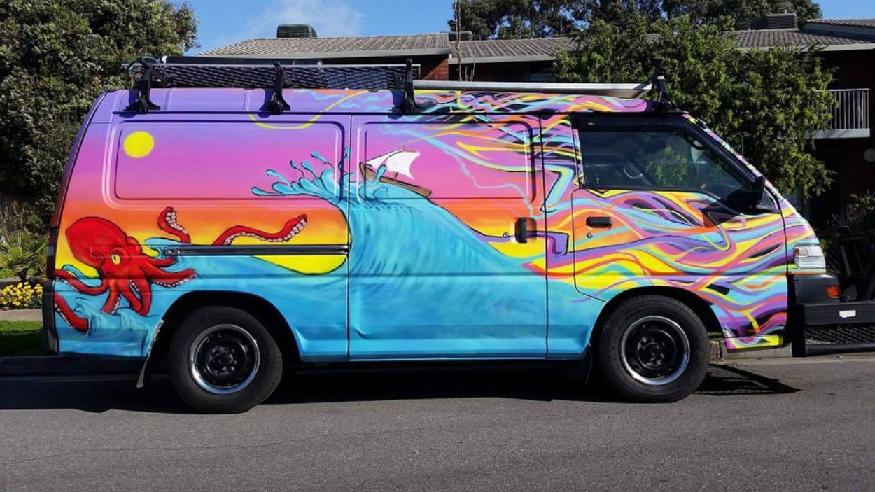 8 Van Paint Jobs That Make Our Eyes Hurt (And 9 Worthy Of Picasso)