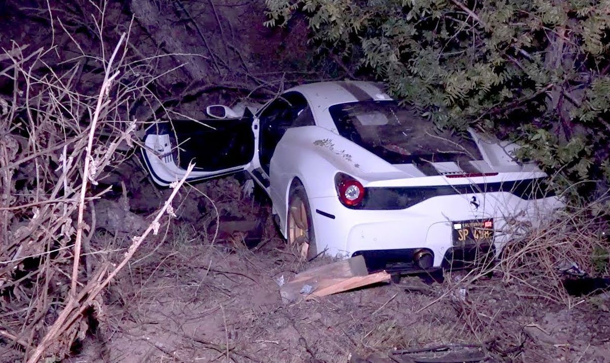 17 Photos Of Expensive Cars That Were Caught In Embarrassing Situations