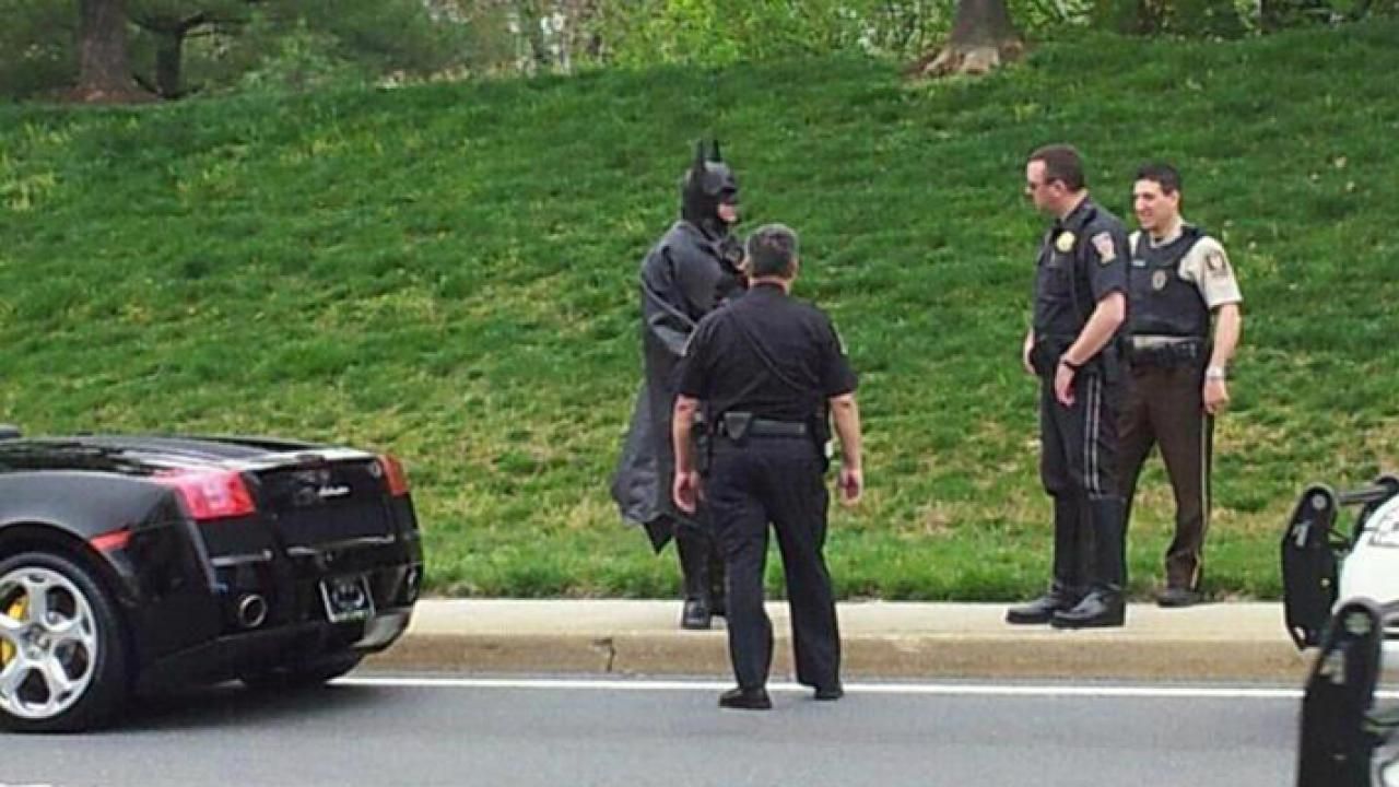 17 Photos Of Expensive Cars That Were Caught In Embarrassing Situations