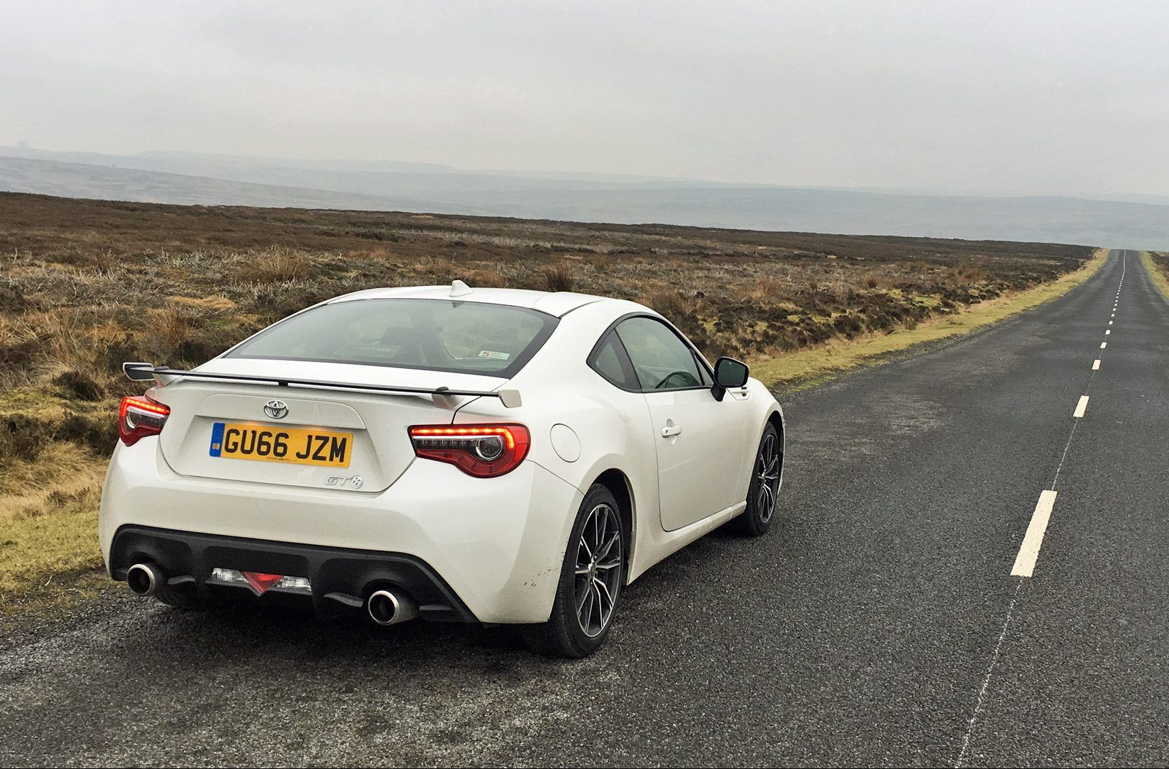 25 Useless Sports Cars No One Should Ever Race (Or Drive)