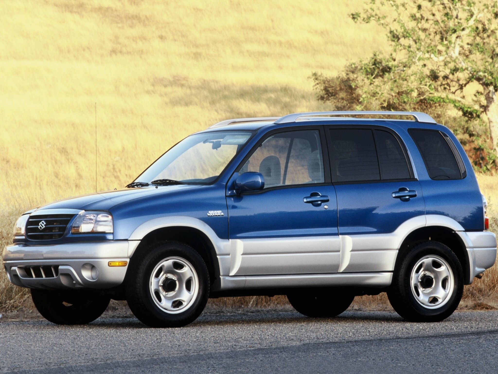 20 Old School SUVs Built For The Back Country