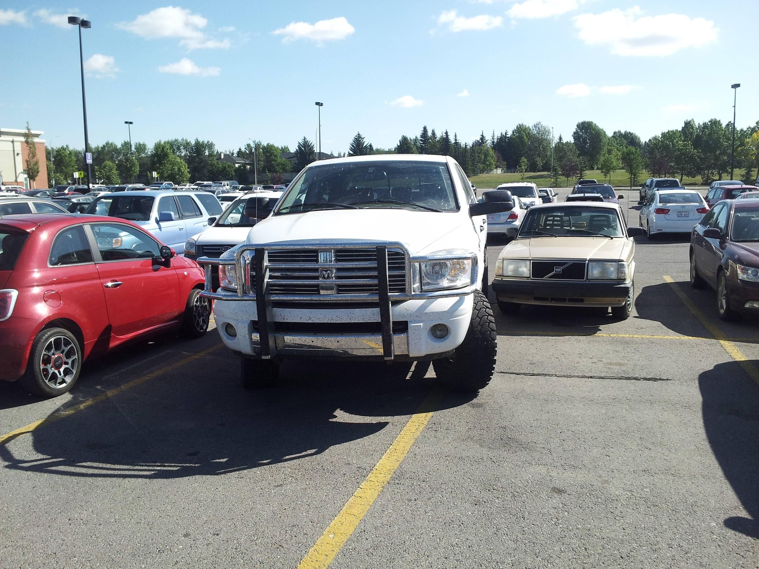 19 Things Pickup Truck Owners Do To "Remind" Us They Own Pickups