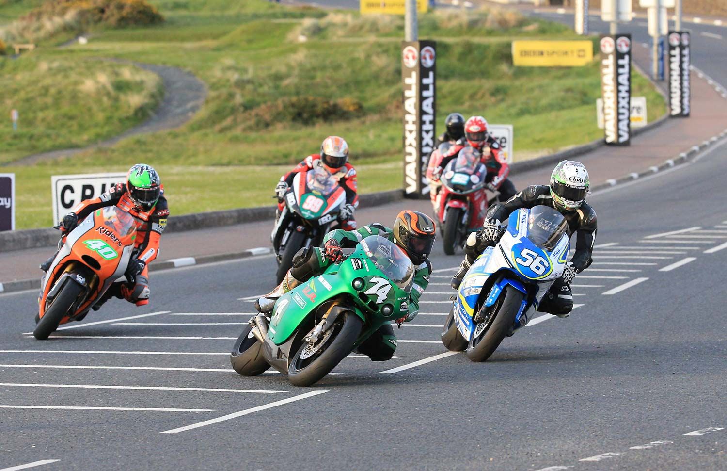 25 Photos From The Most Exhilarating Motorbike Races Across The World