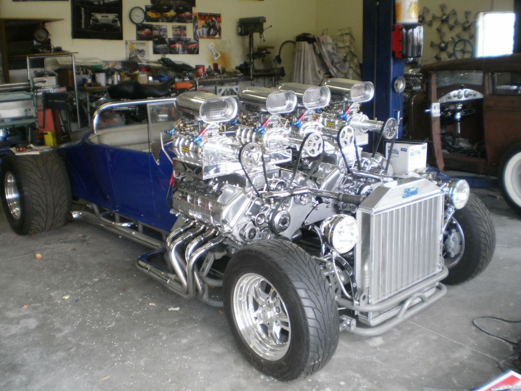 25 Cars That People Shoved V8s Into And No One Knows Why