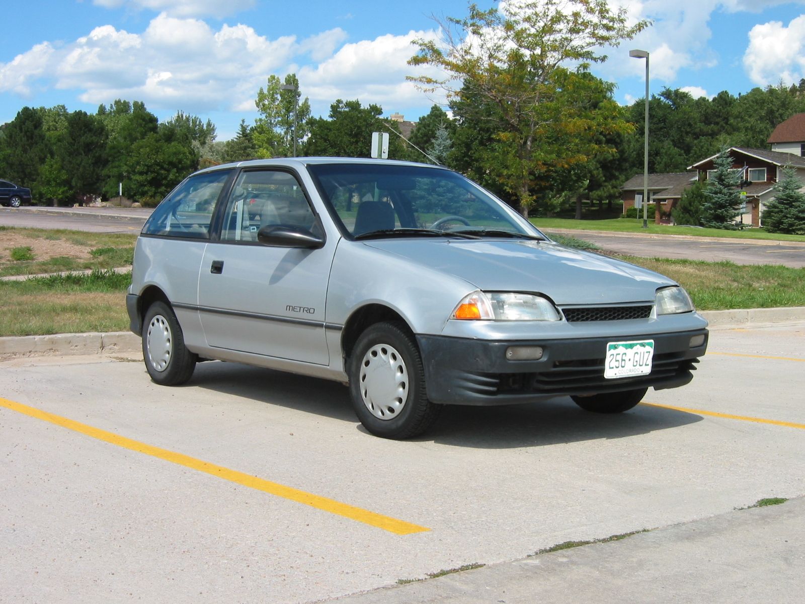 25 Cars From The '90s That Were Bad (But People Bought Them Because Of ...