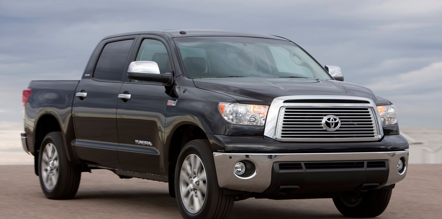 10 Used V8-Powered Pickup Trucks That Pack A Punch