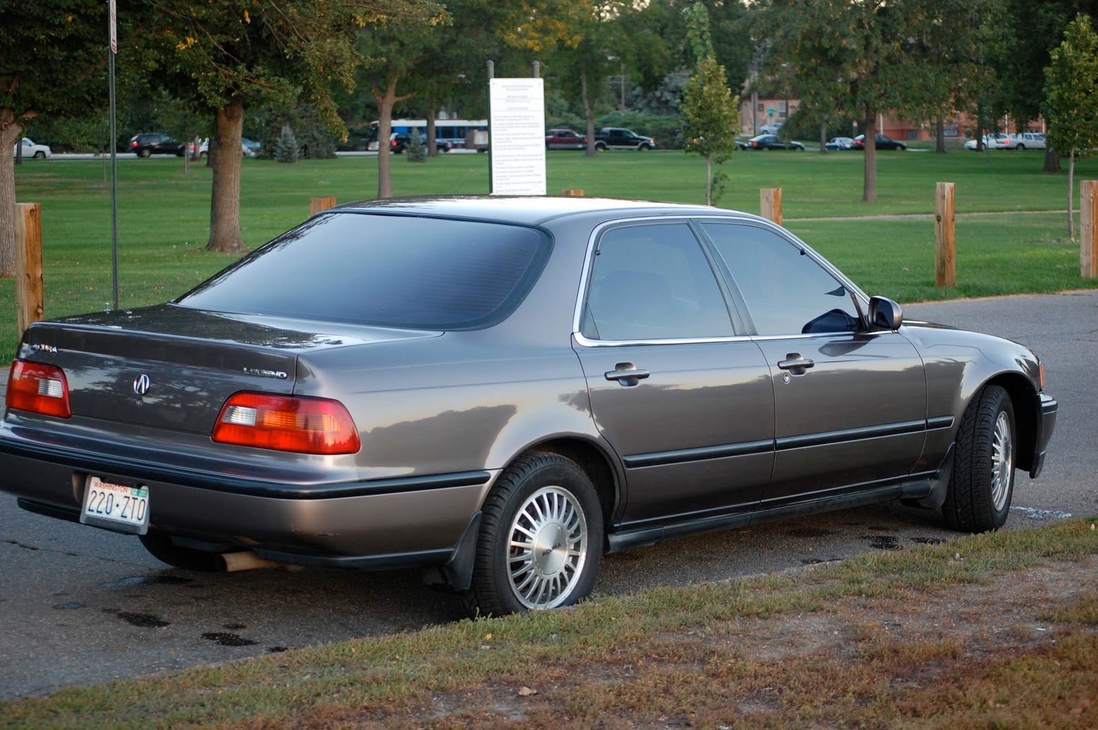 25 Cars From The '90s That Were Bad (But People Bought Them Because Of ...