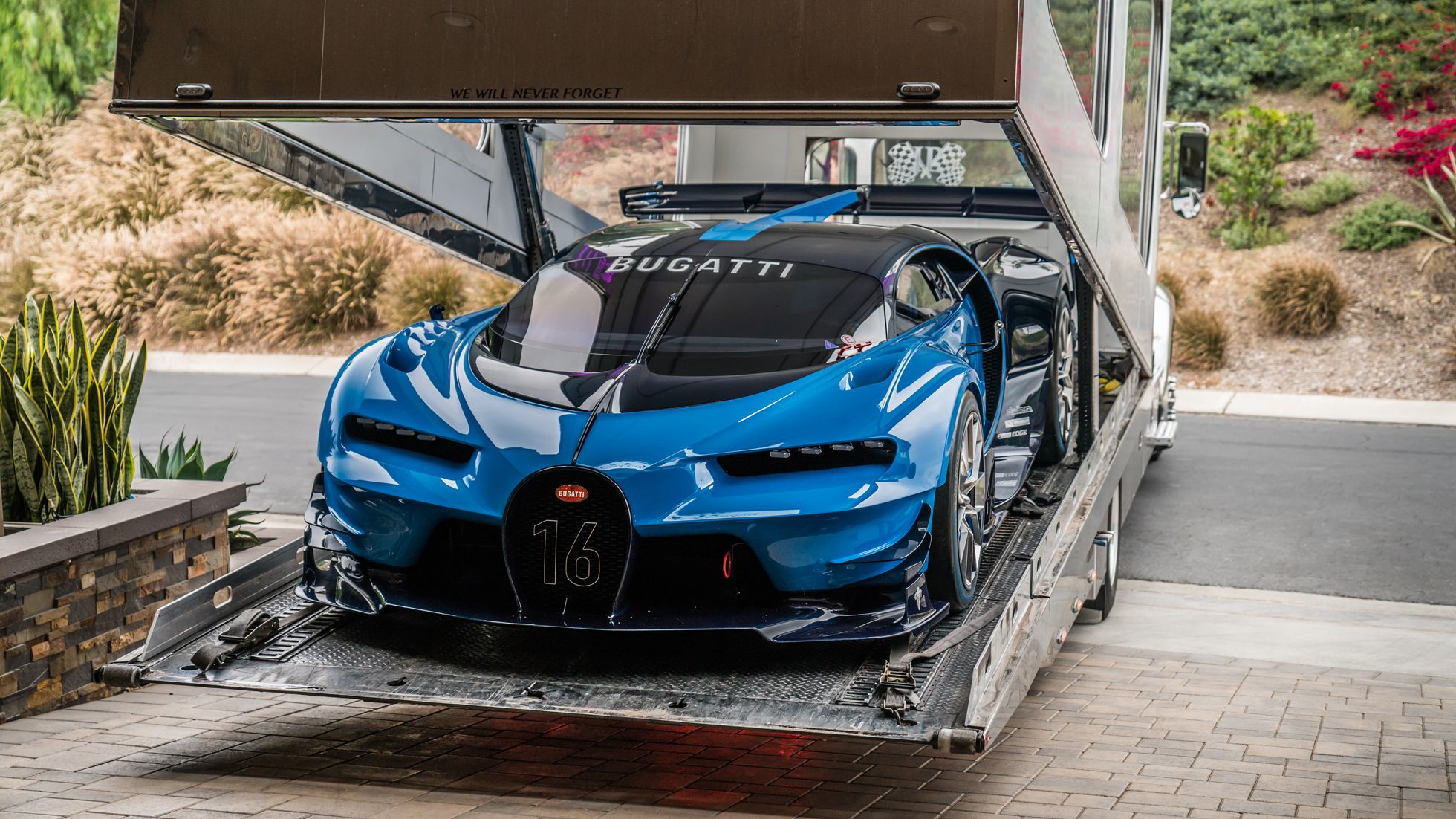 10 Strict Rules Bugatti Owners Must Follow (And 10 The Employees Must ...