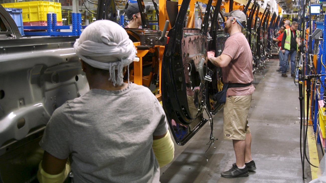 Ford Boosting Expedition, Lincoln Navigator Production To Meet Sky High ...