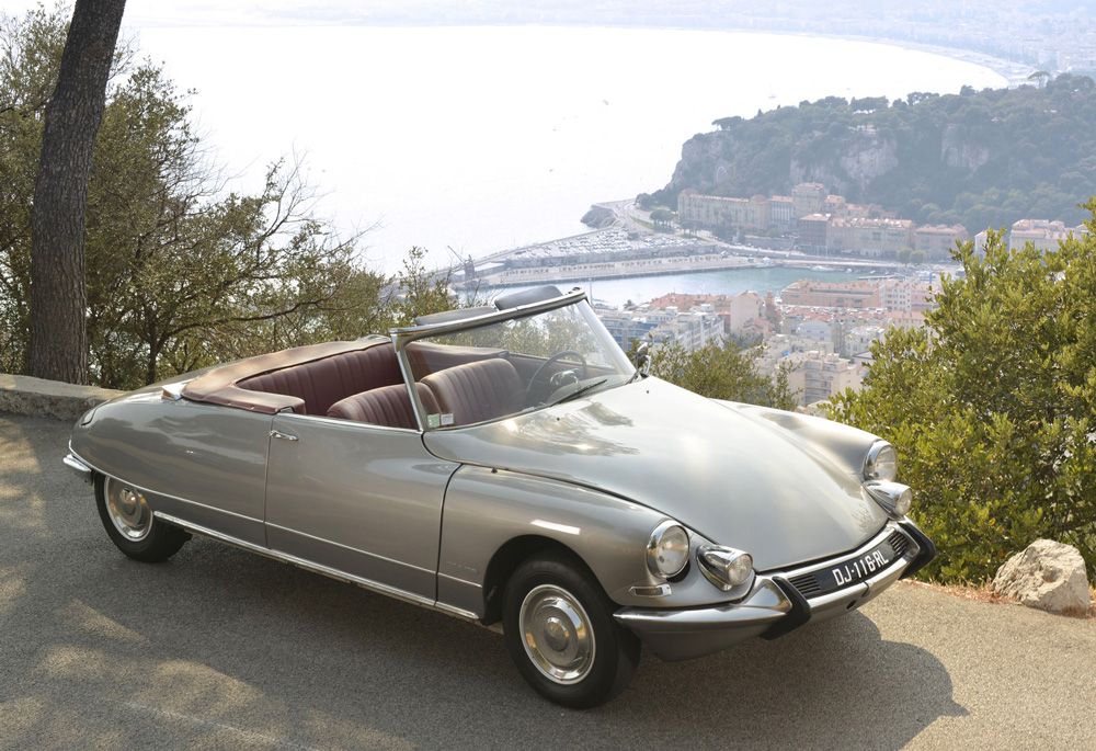 10 Reasons Why We Love The Citroën DS