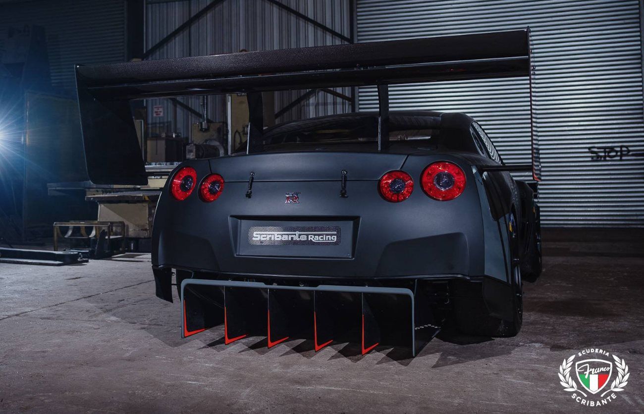 This Nissan GT-R Hillclimb Racer Has Wings On The Front And Back