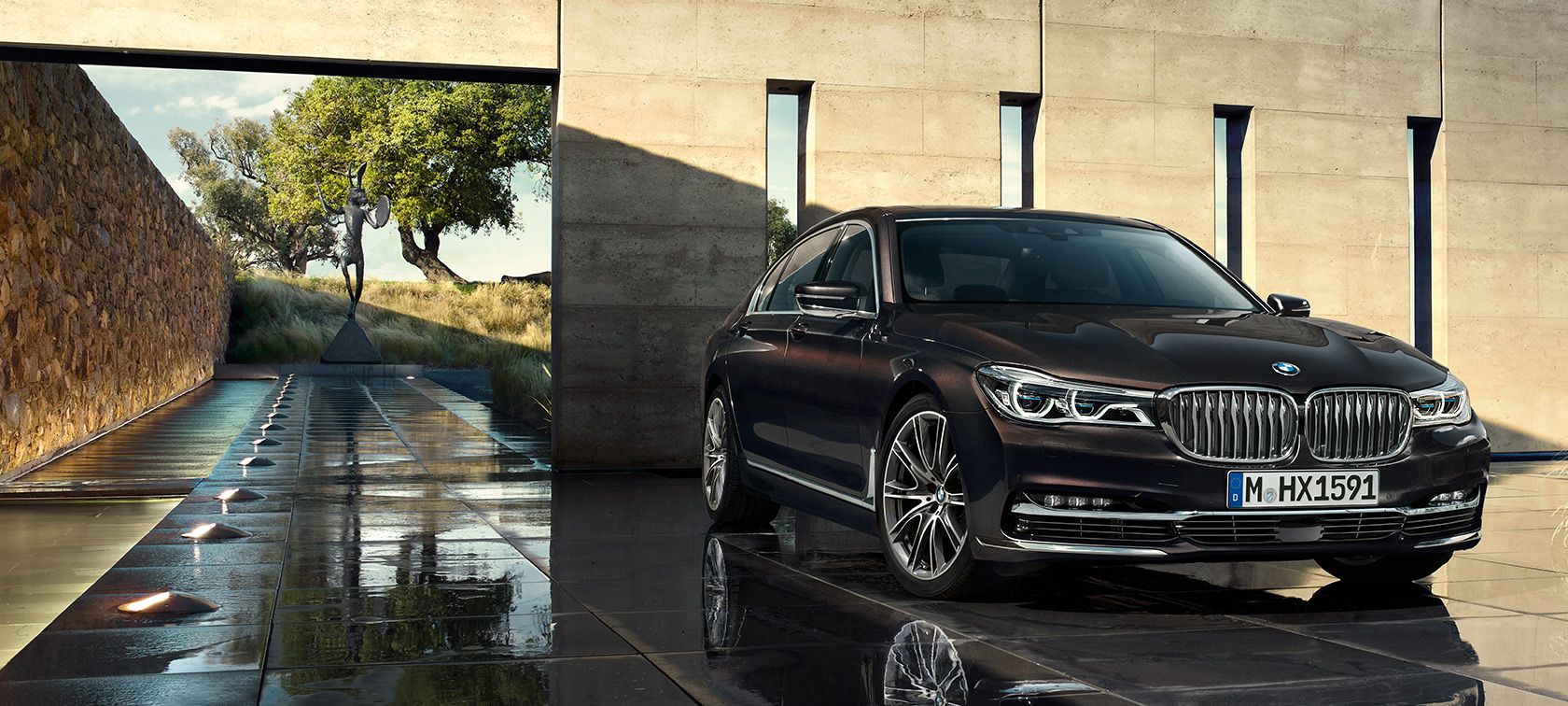 10 Classiest Cars Of All Time, Ranked