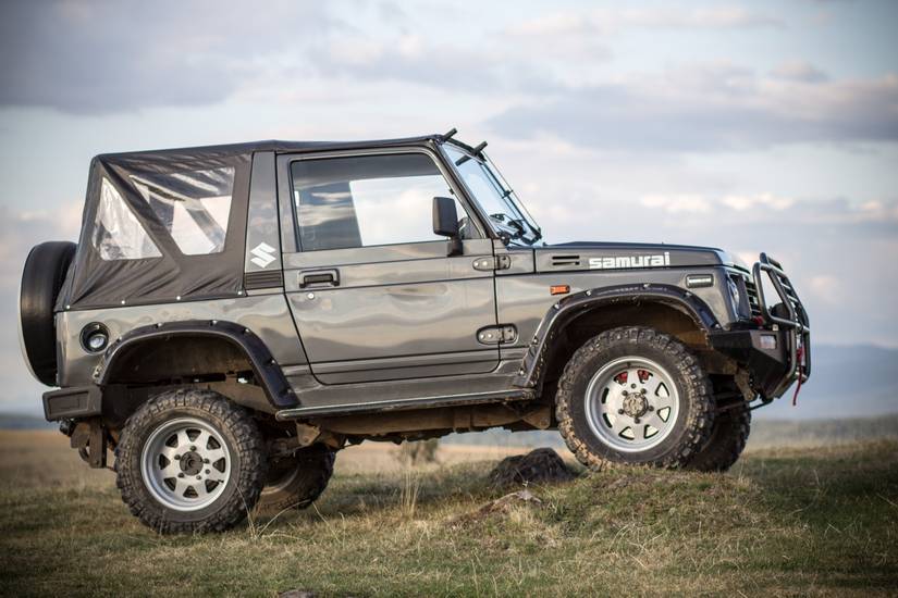 10 Awesome Old-School SUVs That Won't Break The Bank