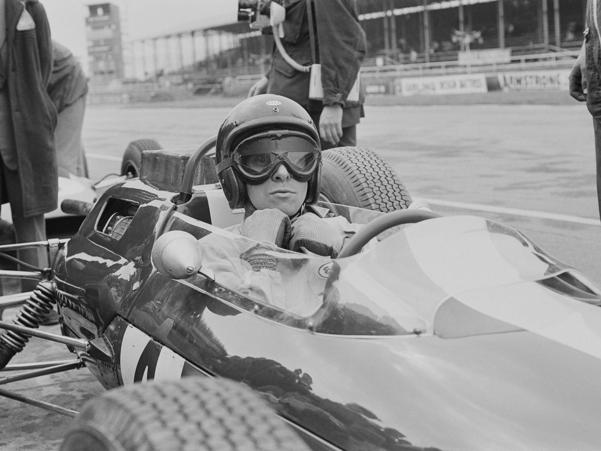 10 Fast Facts About Legendary Race Car Driver Jim Clark