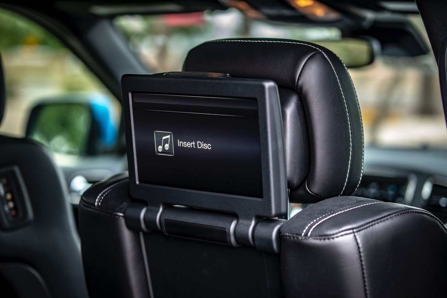 15 Useless Car Features That Automakers Got Away With