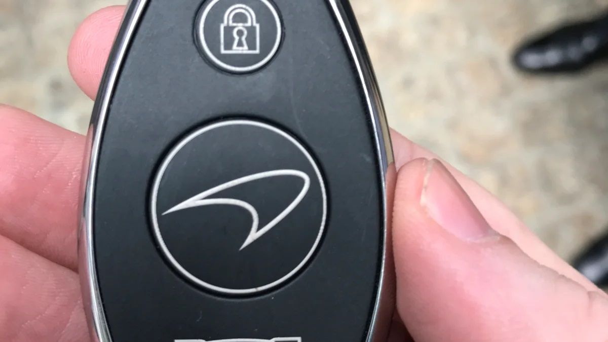 15 Reasons Why We Love The McLaren Senna