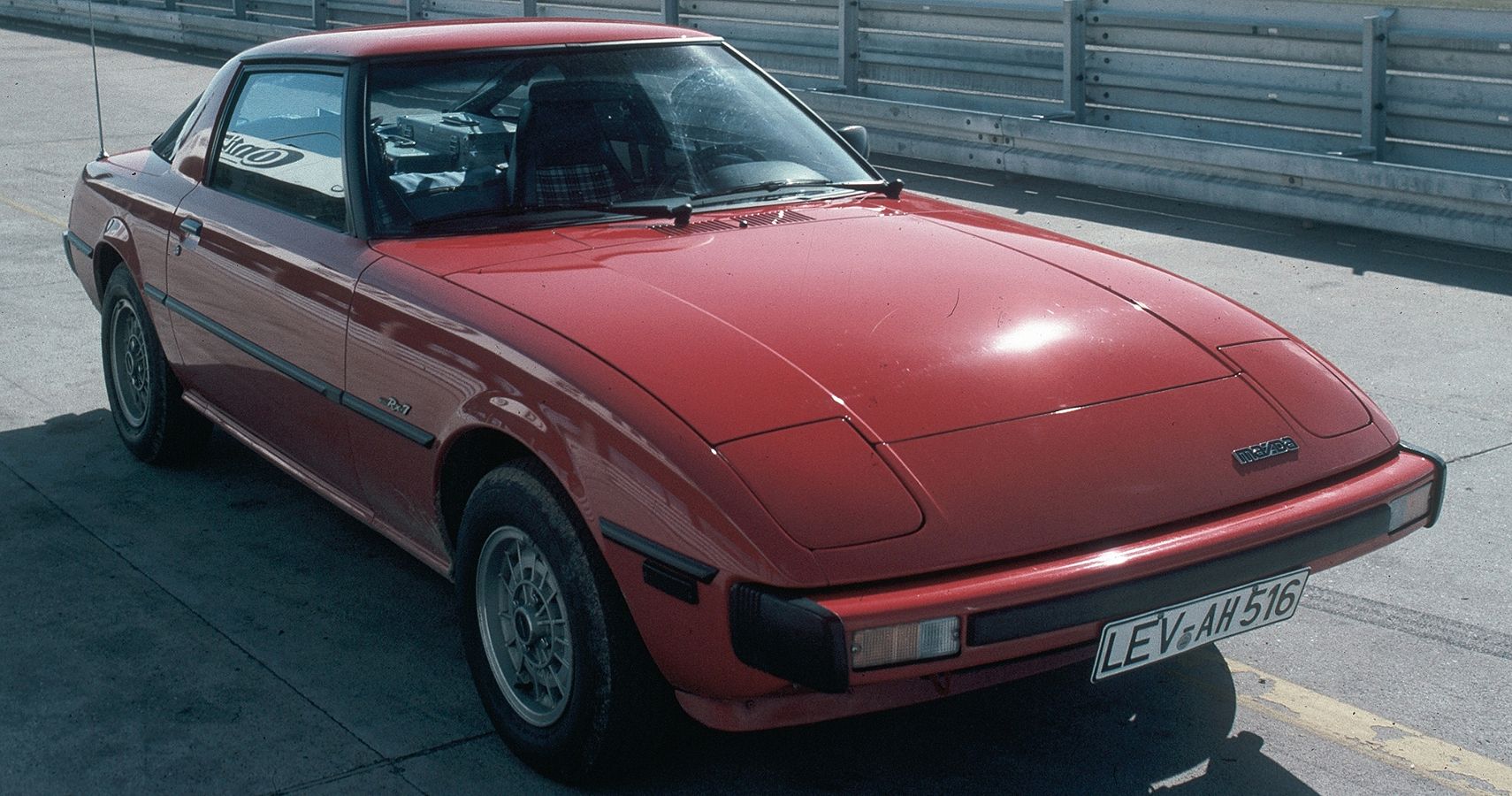 You Can Buy These Beautiful '70s Sports Cars For Dirt Cheap