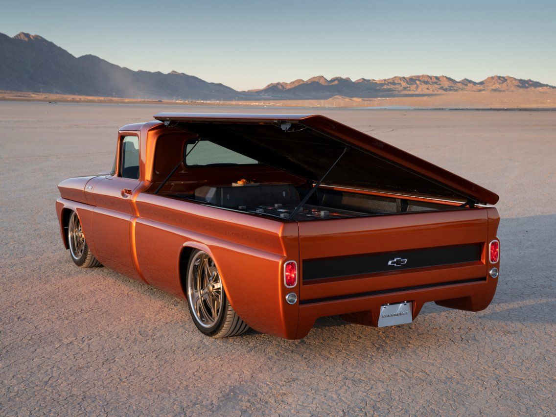 15 Incredible Photos Of Sick Modified And Personalized Pickup Trucks