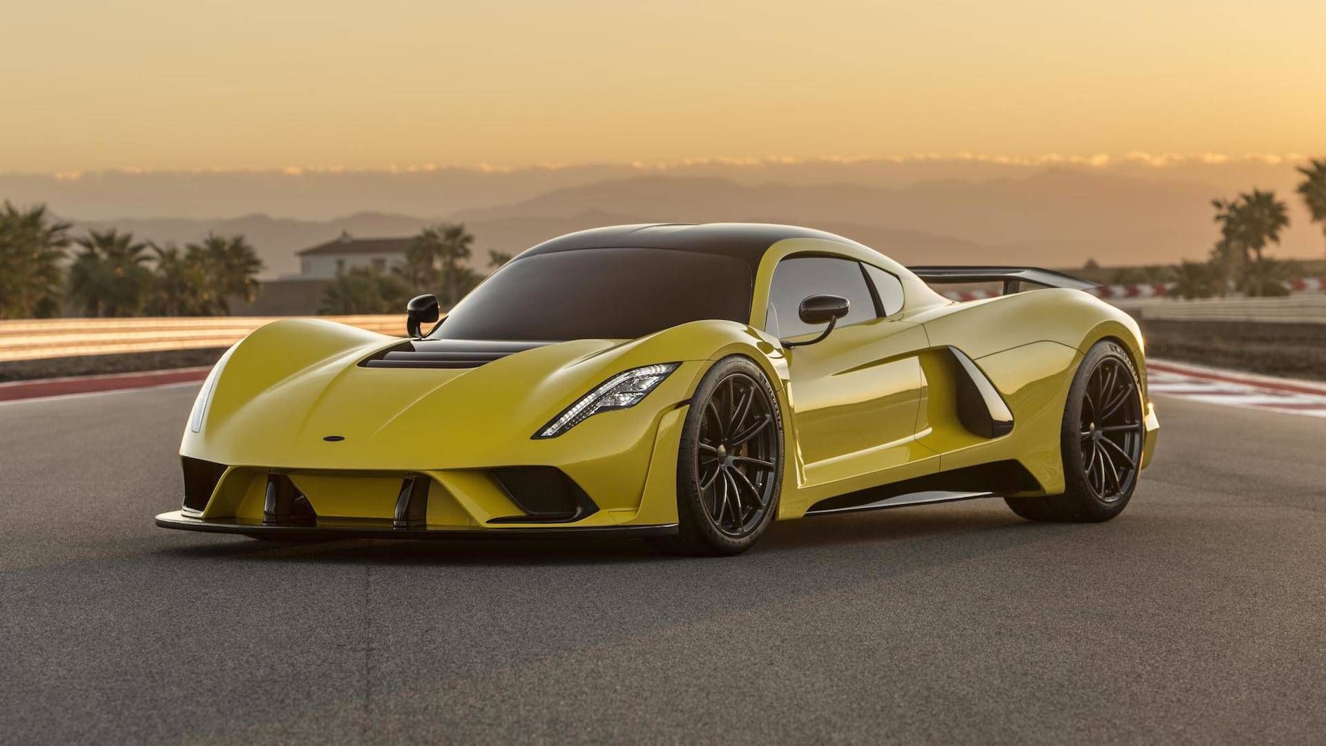 15 Sports Cars And Supercars That Boast 1000+ Horsepower