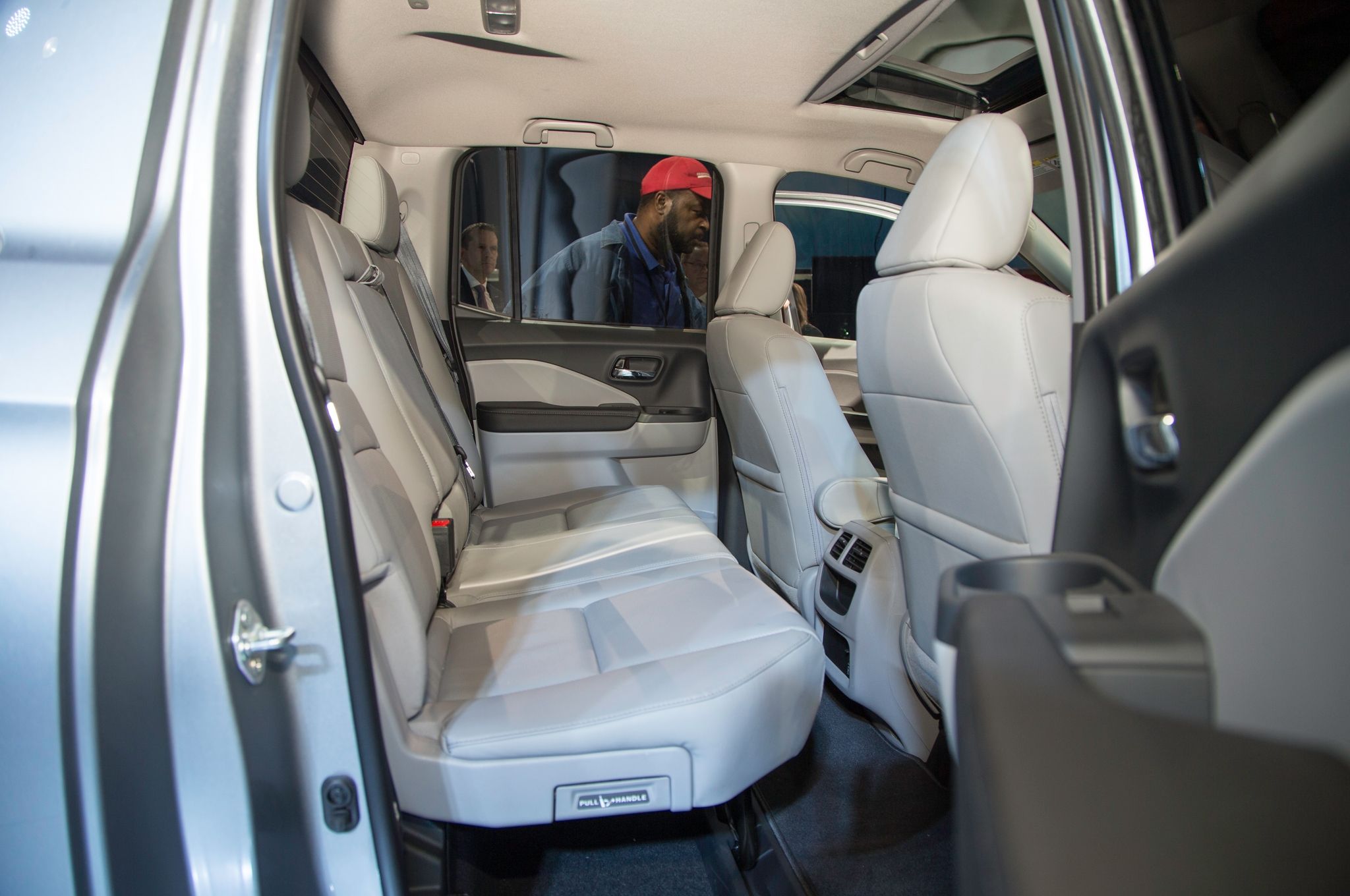 15 Strange Pickup Truck Interiors That Make No Sense