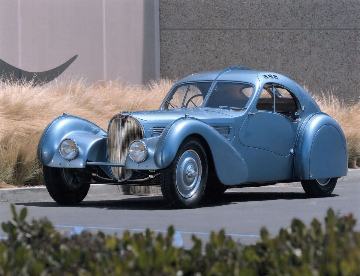 15 Photos Of Bugattis We're Totally Obsessed With