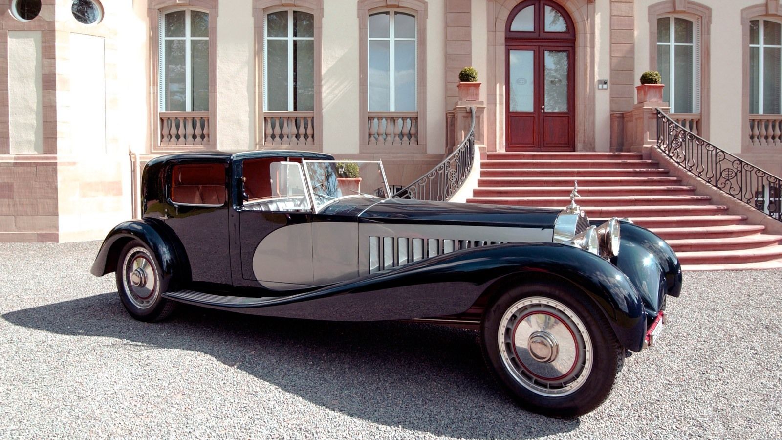 15 Photos Of Bugattis We're Totally Obsessed With